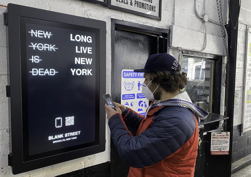 Six Unique Benefits of Digital Out of Home Ads - A Lot Media